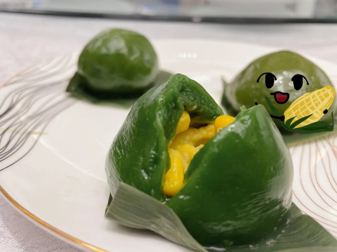 Qingtuan on Fudan campus: a bite of spring
