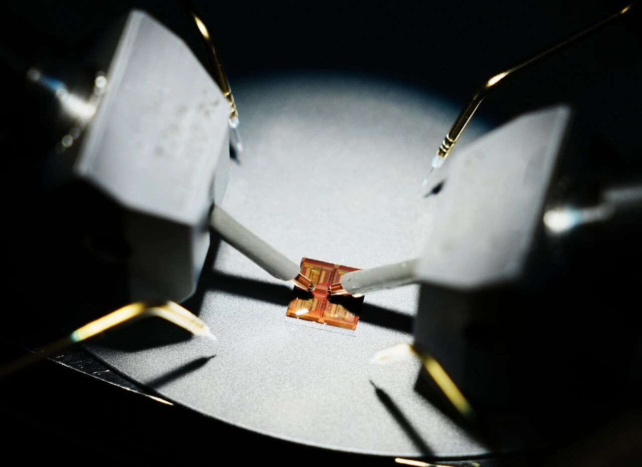 Breakthrough in 2D flash chip achieved